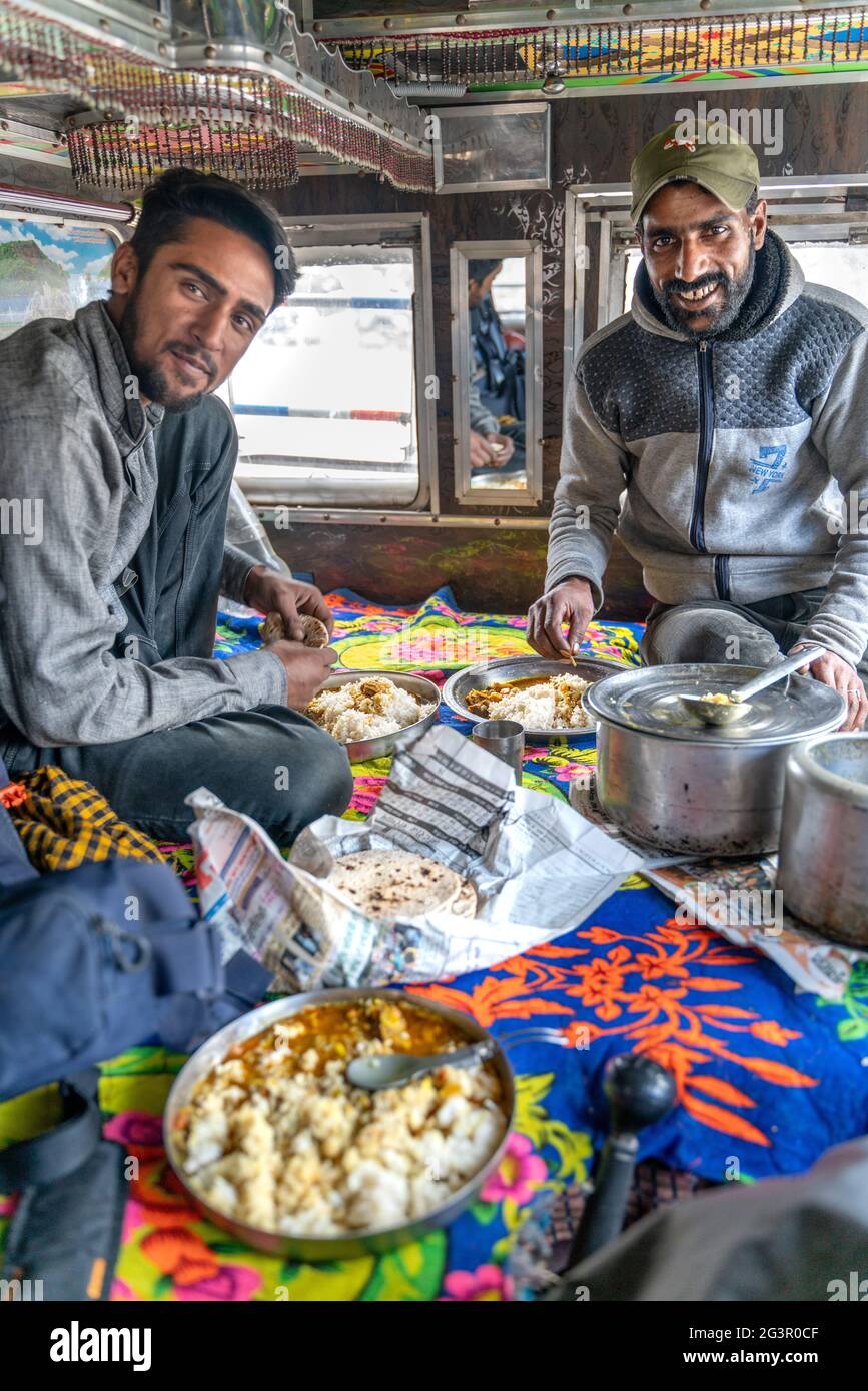 Indian man eating hi-res stock photography and images - Alamy
