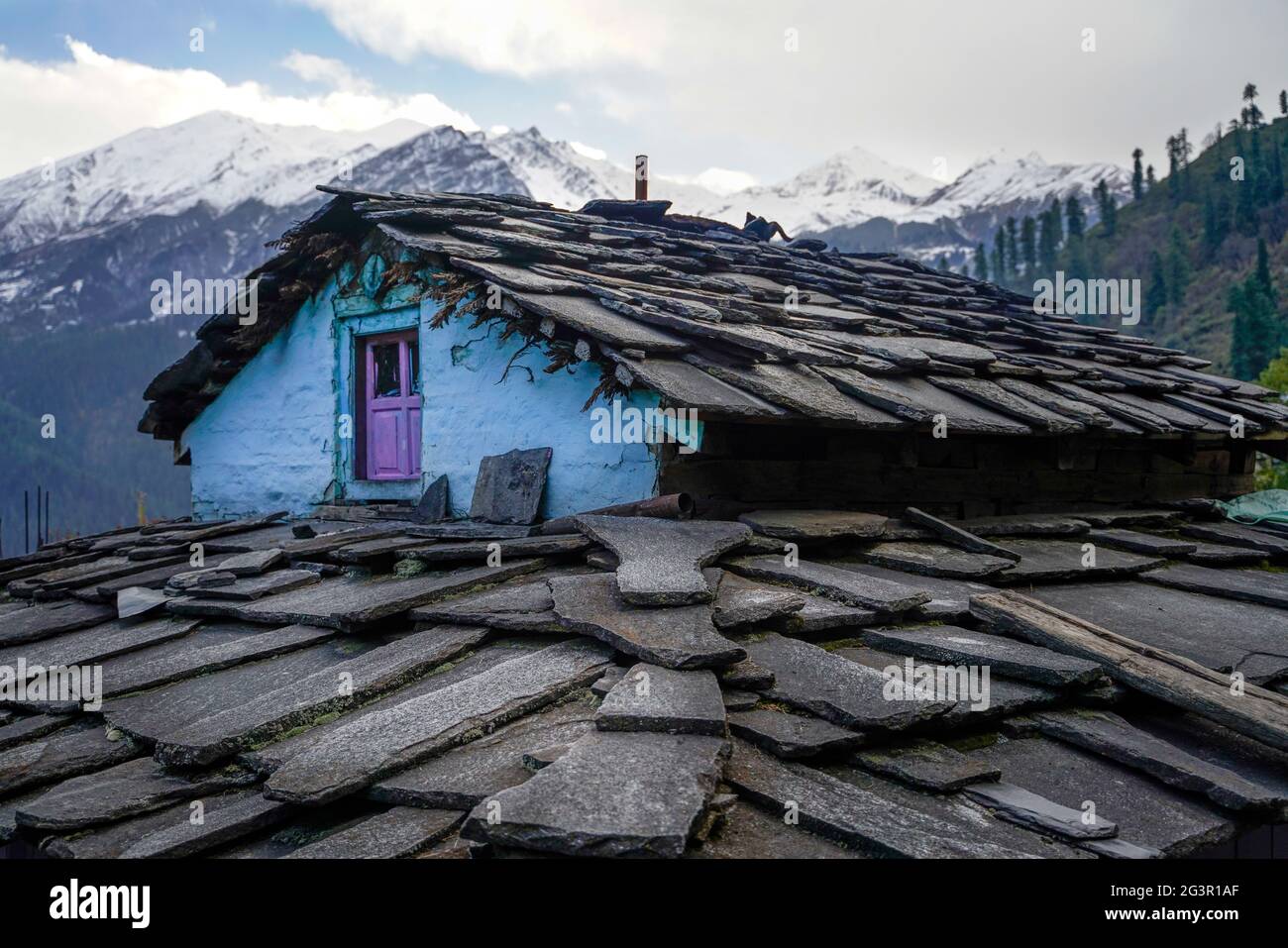 Tosh/India-20.10.2018:The traditional himachal house in Tosh Stock ...