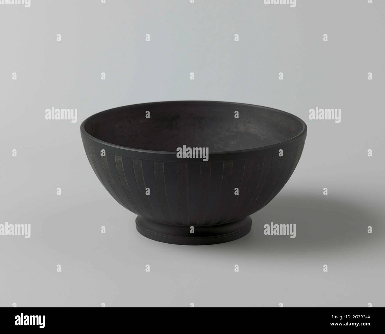 Come from Pottery, Wedgwood Black Basalt. Half-ball-shaped bowl of ...