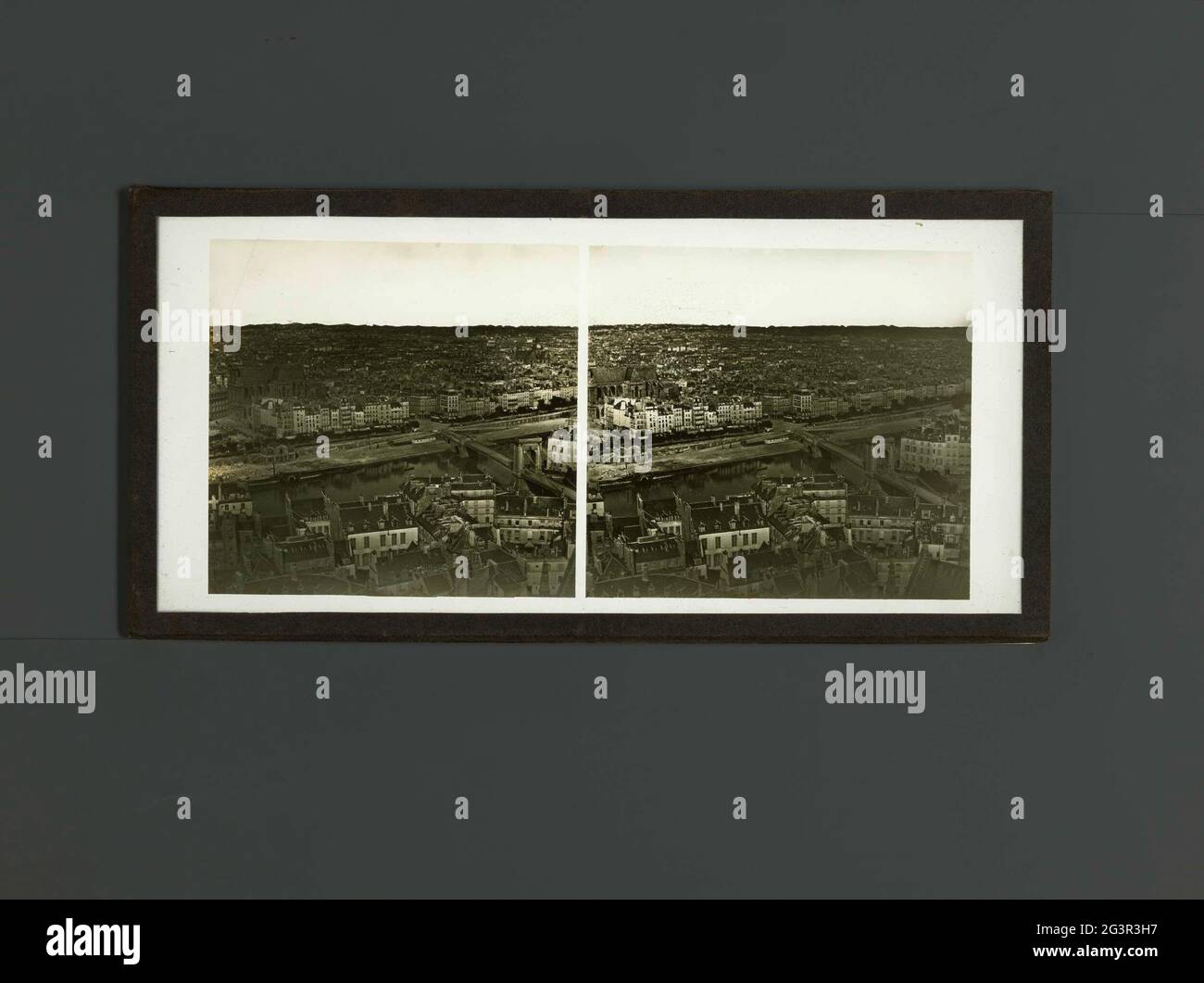 Bird view shot city streets hi-res stock photography and images - Alamy