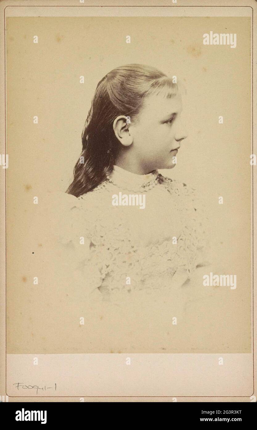 Portrait of Princess Wilhelmina as a girl, and profil. Part of photo ...