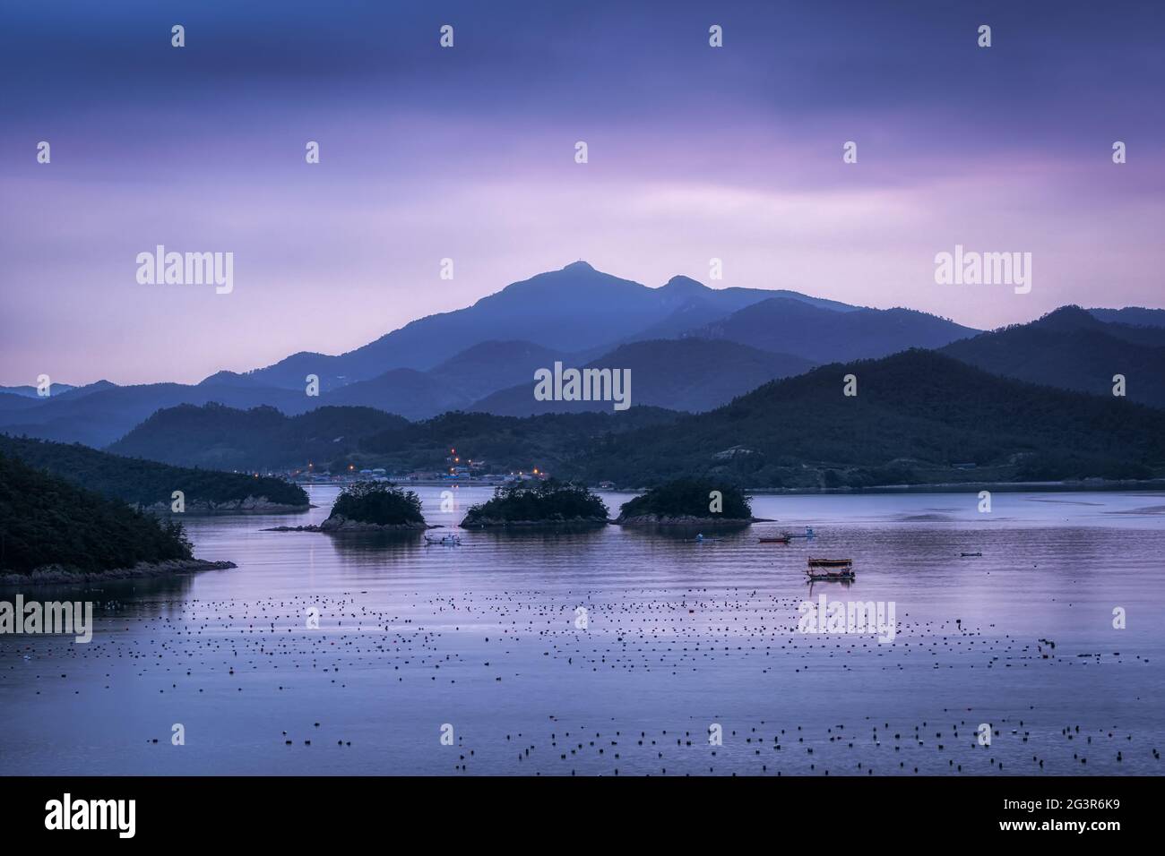 Jindo island hi-res stock photography and images - Alamy