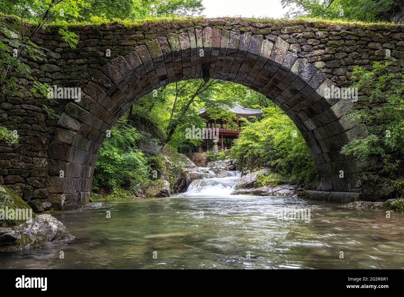 Seonamsa temple hi-res stock photography and images - Alamy