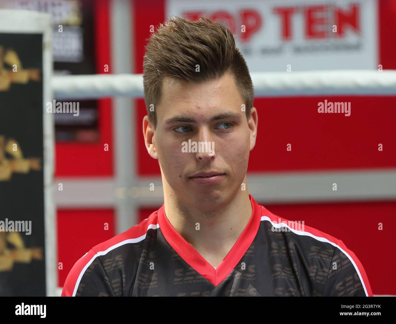 German light heavyweight boxer Tom Dzemski from SES-Boxing Stock Photo ...