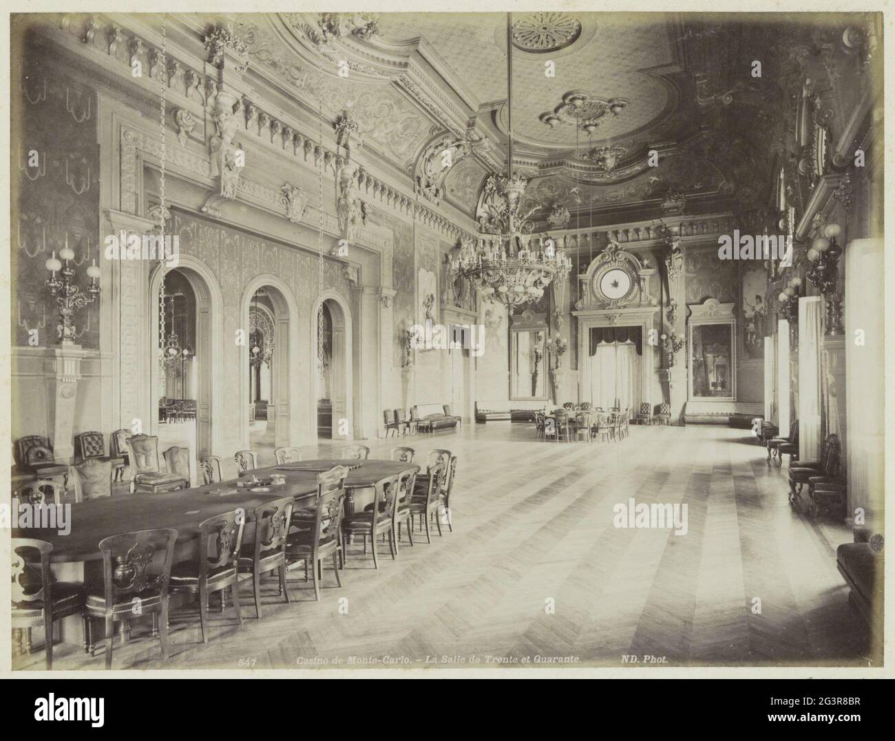 Quarante france hi-res stock photography and images - Alamy