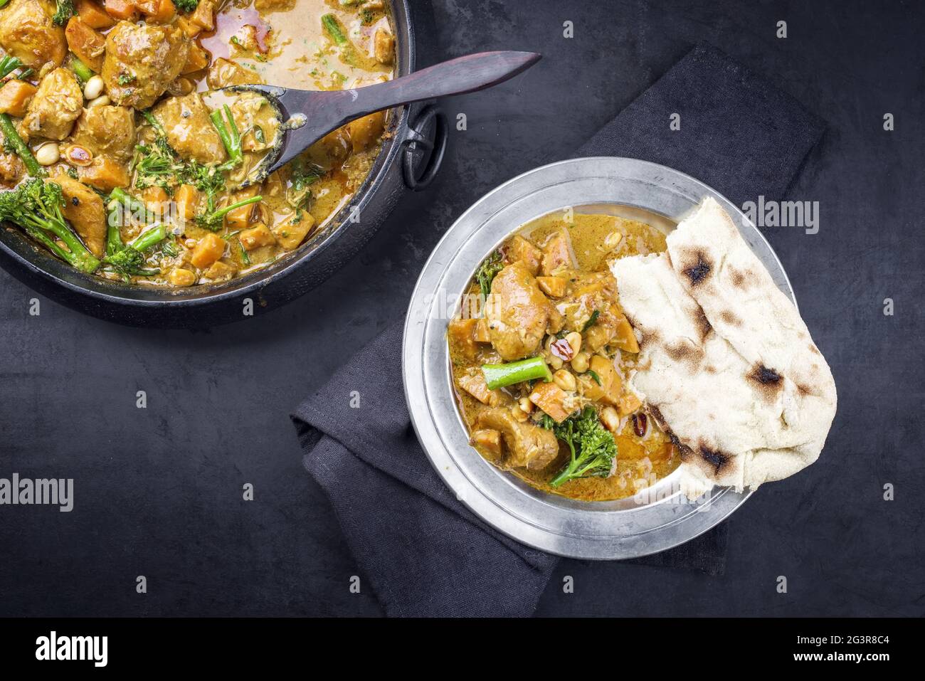 Asian curry pot overhead hi-res stock photography and images - Alamy