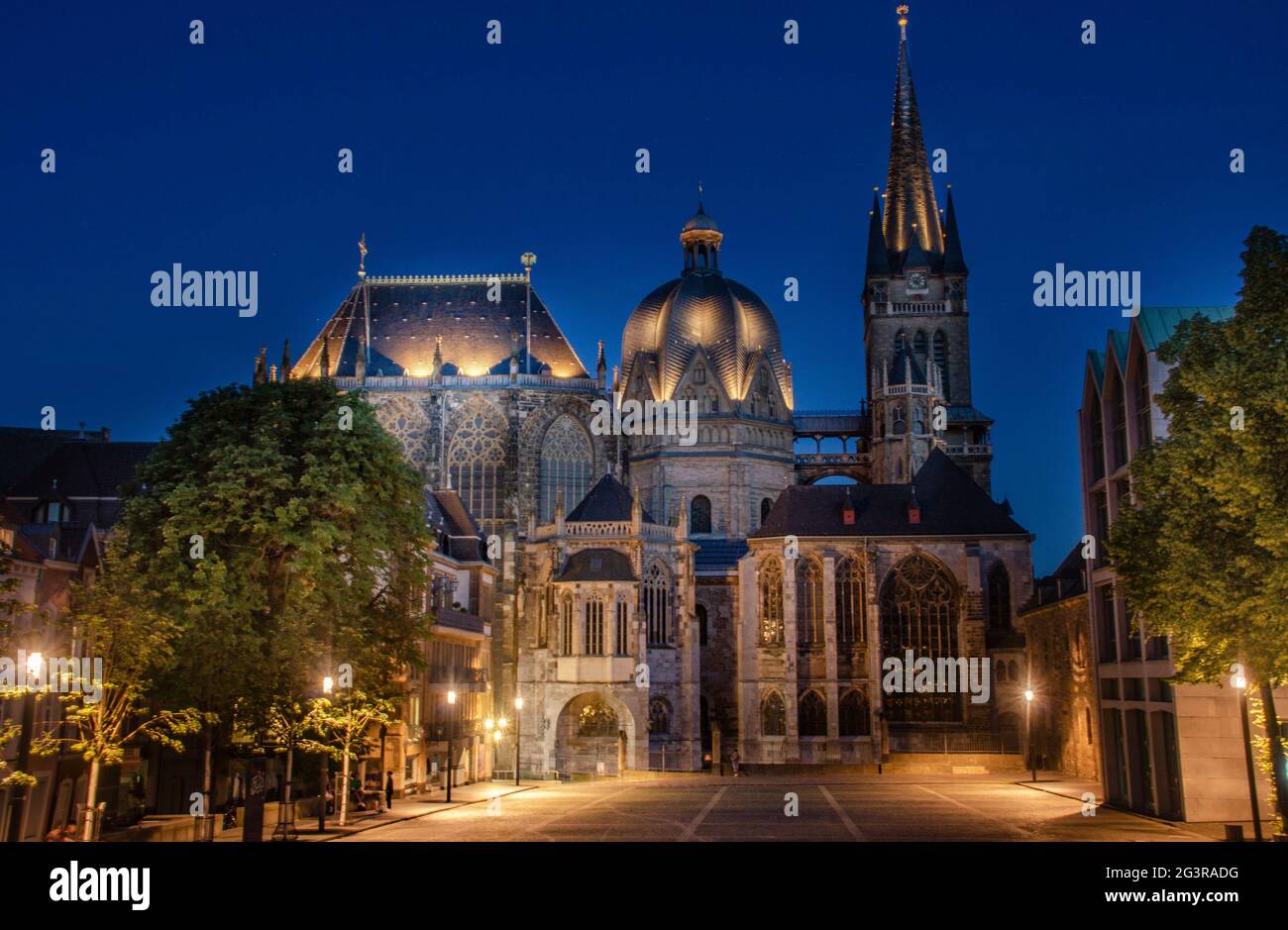 Dom zu aachen hi-res stock photography and images - Alamy