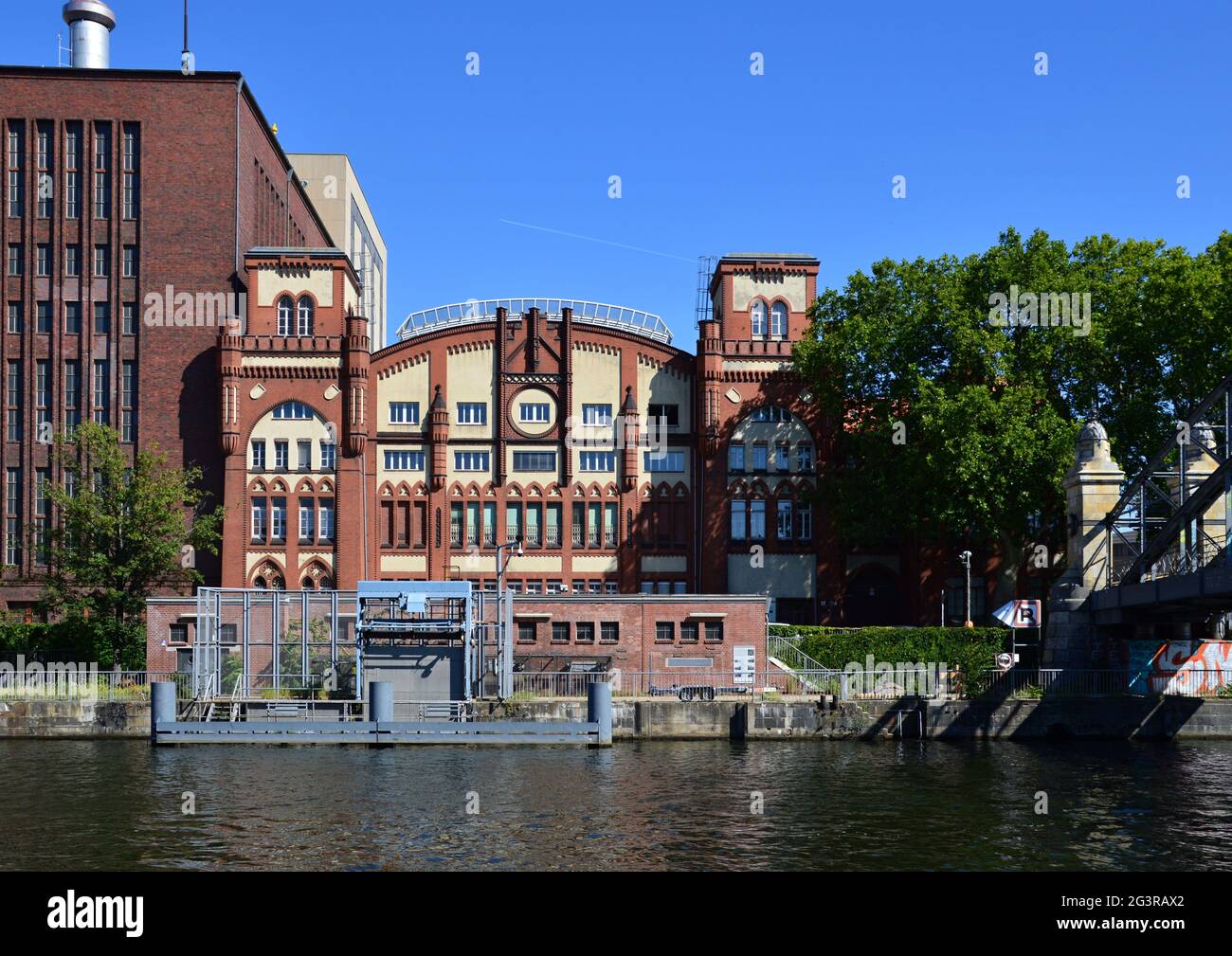 Bank of the spree rivers hi-res stock photography and images - Alamy