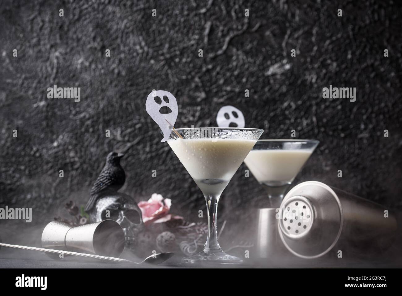 Halloween drink Liquid ghost. Coconut cocktail Stock Photo - Alamy