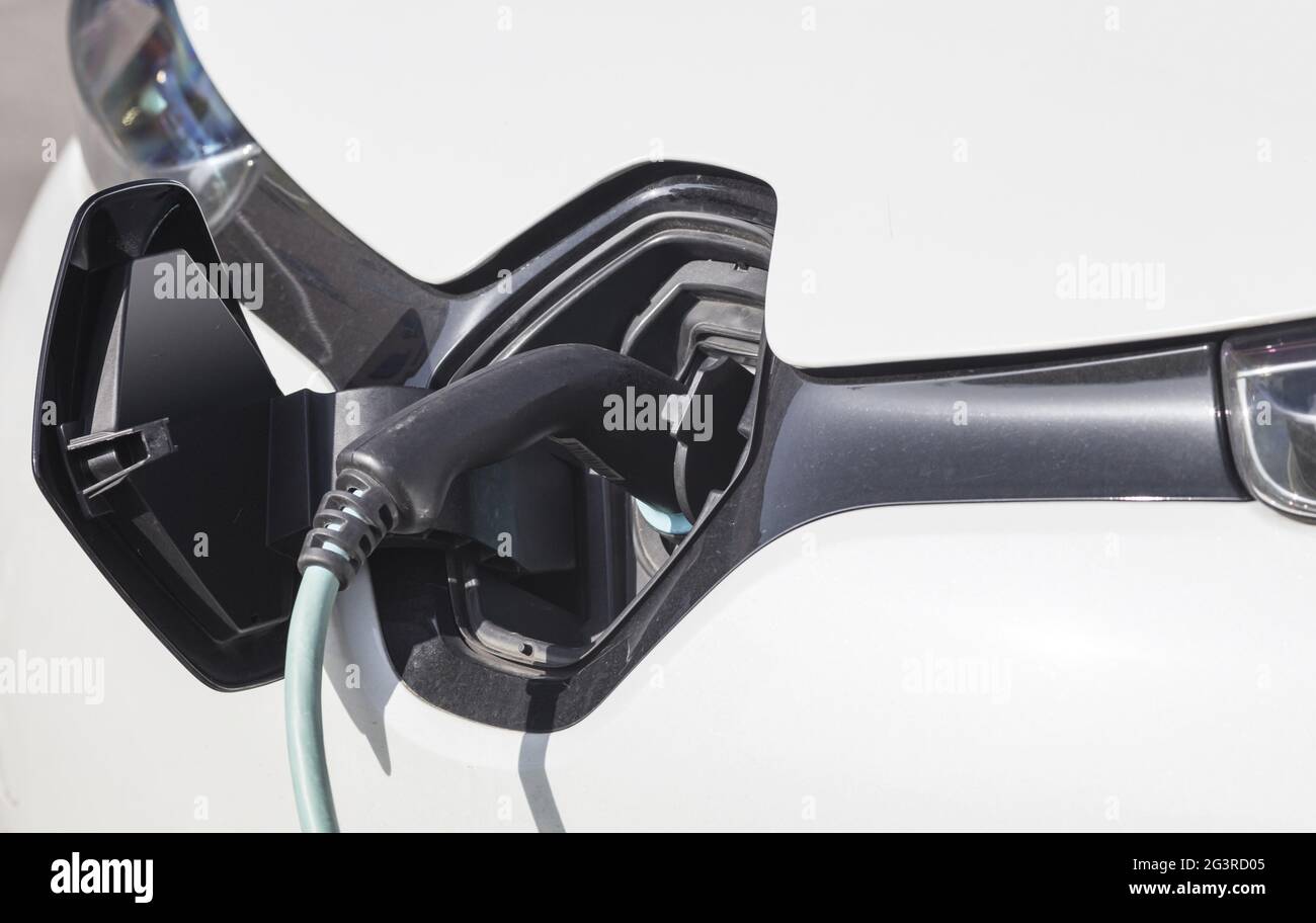 Auto loading hi-res stock photography and images - Alamy