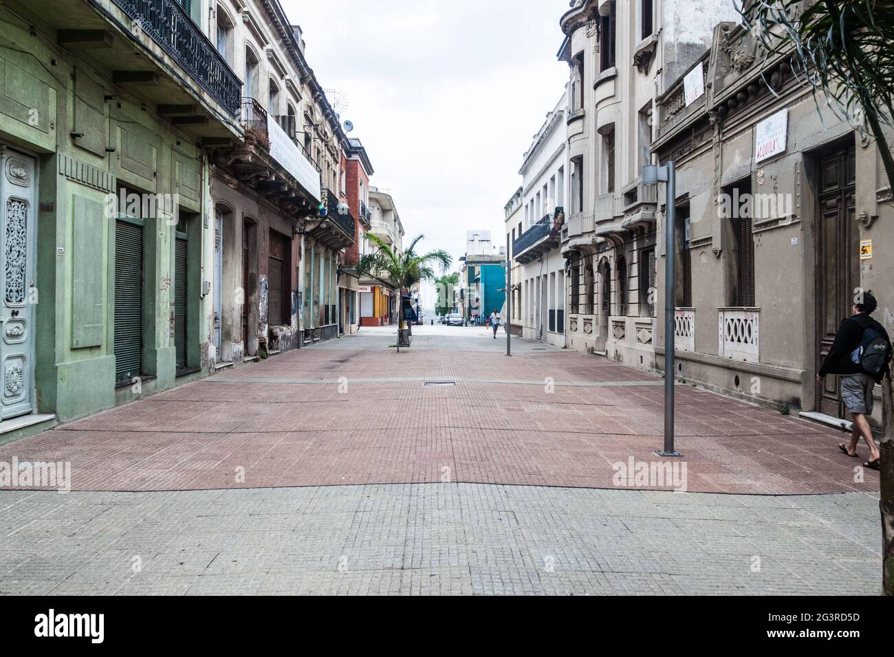 Montevideo street hi-res stock photography and images - Alamy