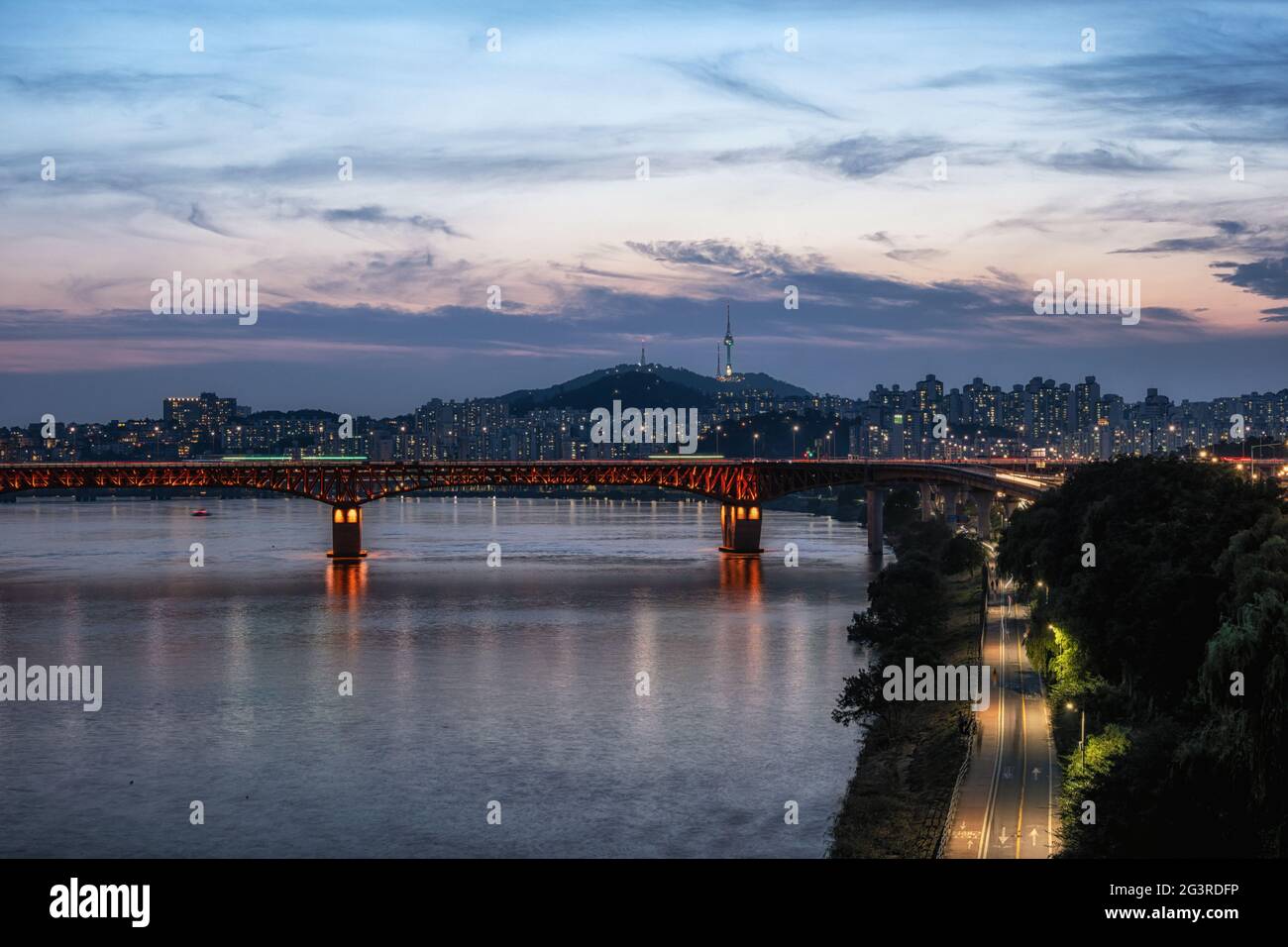 Hangang river bike hi-res stock photography and images - Alamy