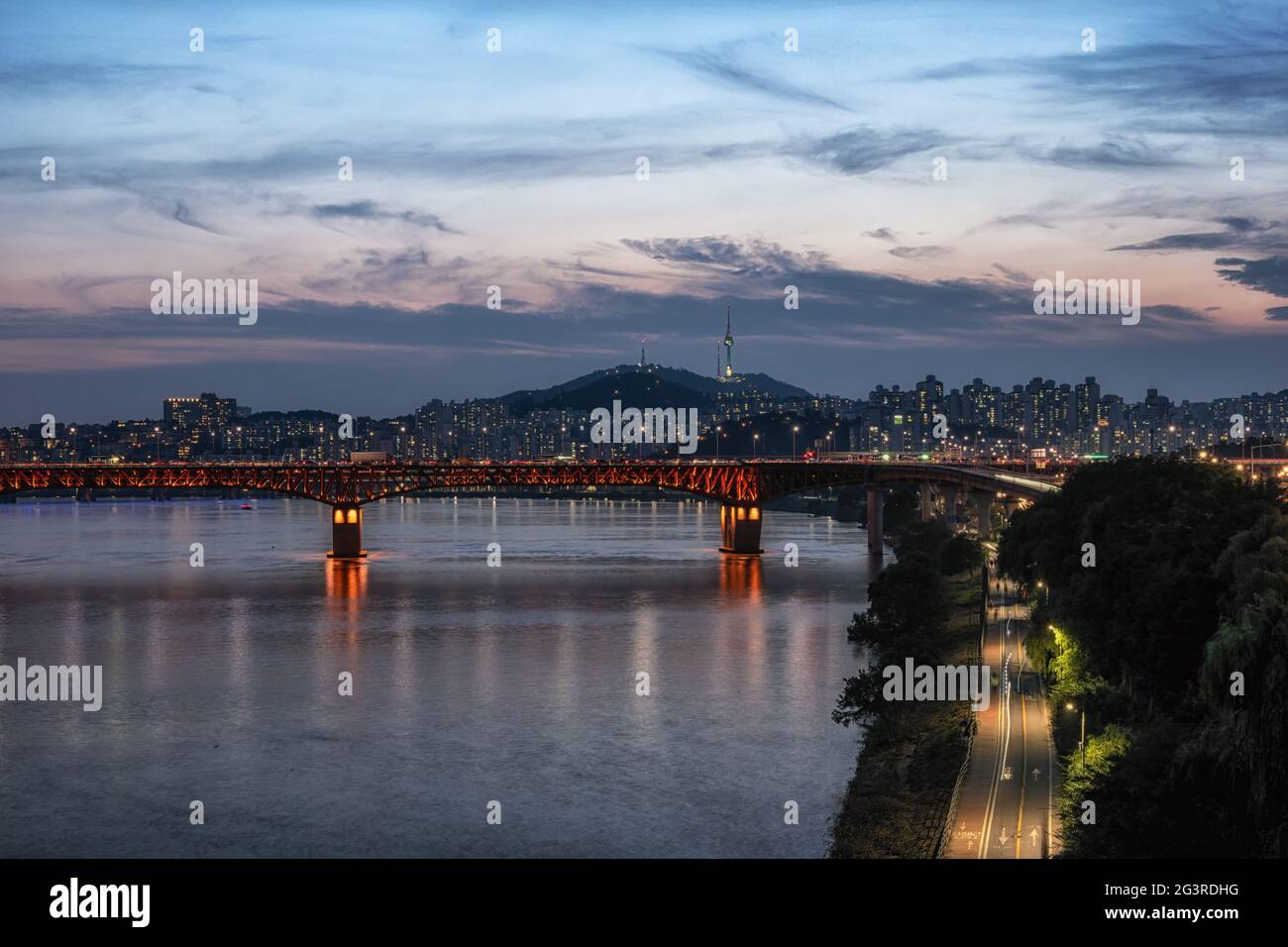Hangang river bike hi-res stock photography and images - Alamy
