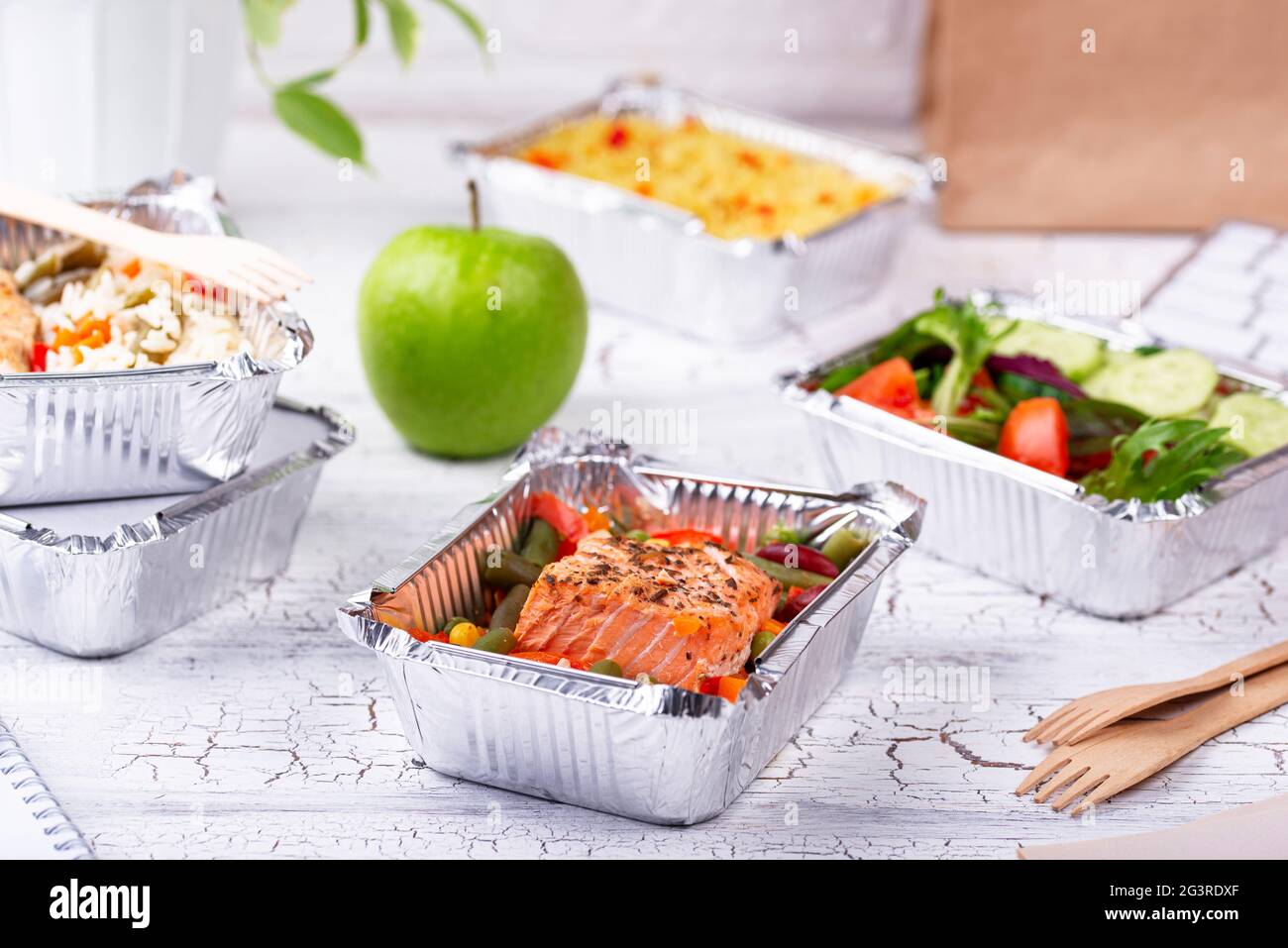 Food delivery concept. Lunch in container Stock Photo - Alamy
