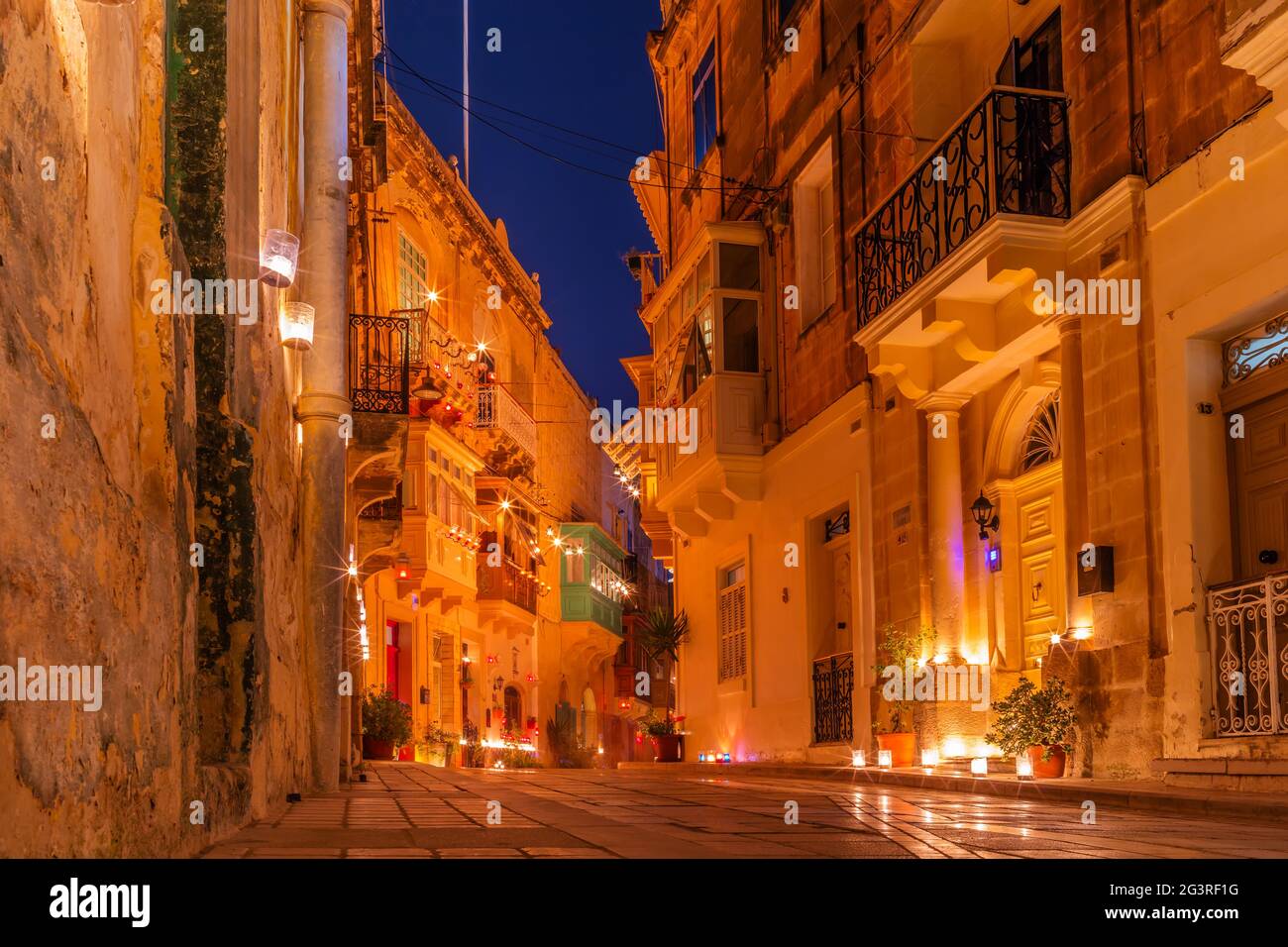 Malta Birgu Candle Night - The Romantic Birgu Candle Night - Vittoriosa ...