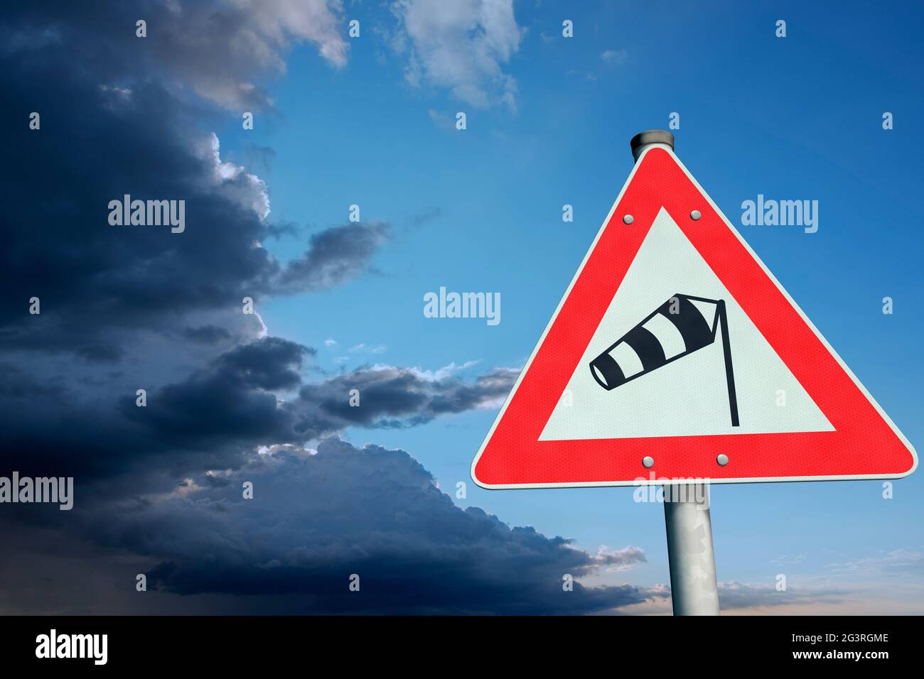 Brewing storm hi-res stock photography and images - Alamy