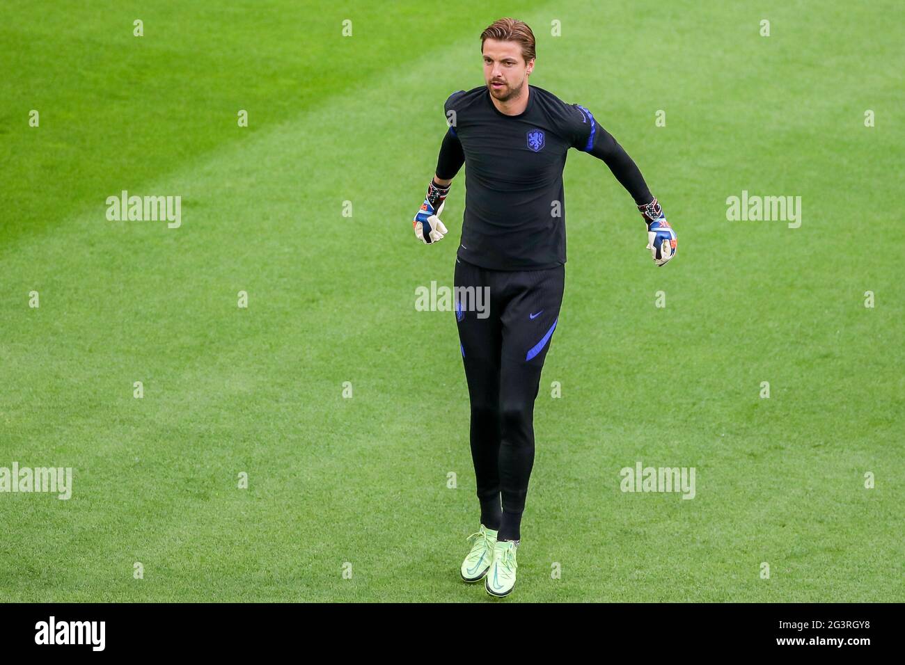 AMSTERDAM, NETHERLANDS - JUNE 17: goalkeeper Tim Krul of the ...