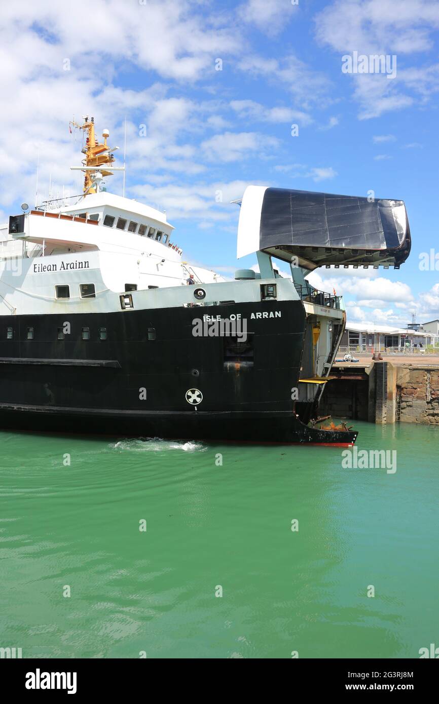 Roll on roll off ferry ramp down hi-res stock photography and images ...