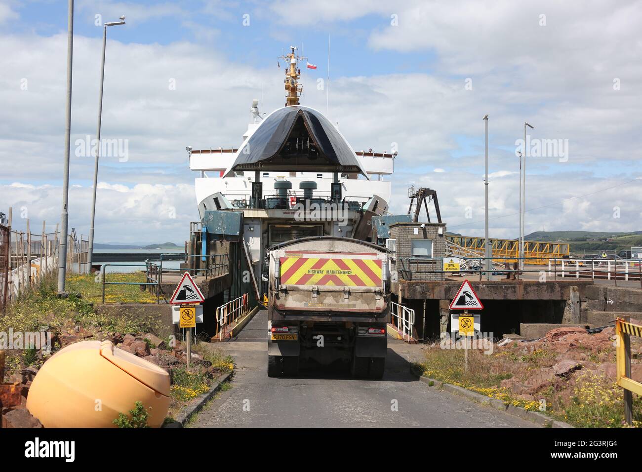 Roro carrier car ramp hi-res stock photography and images - Alamy