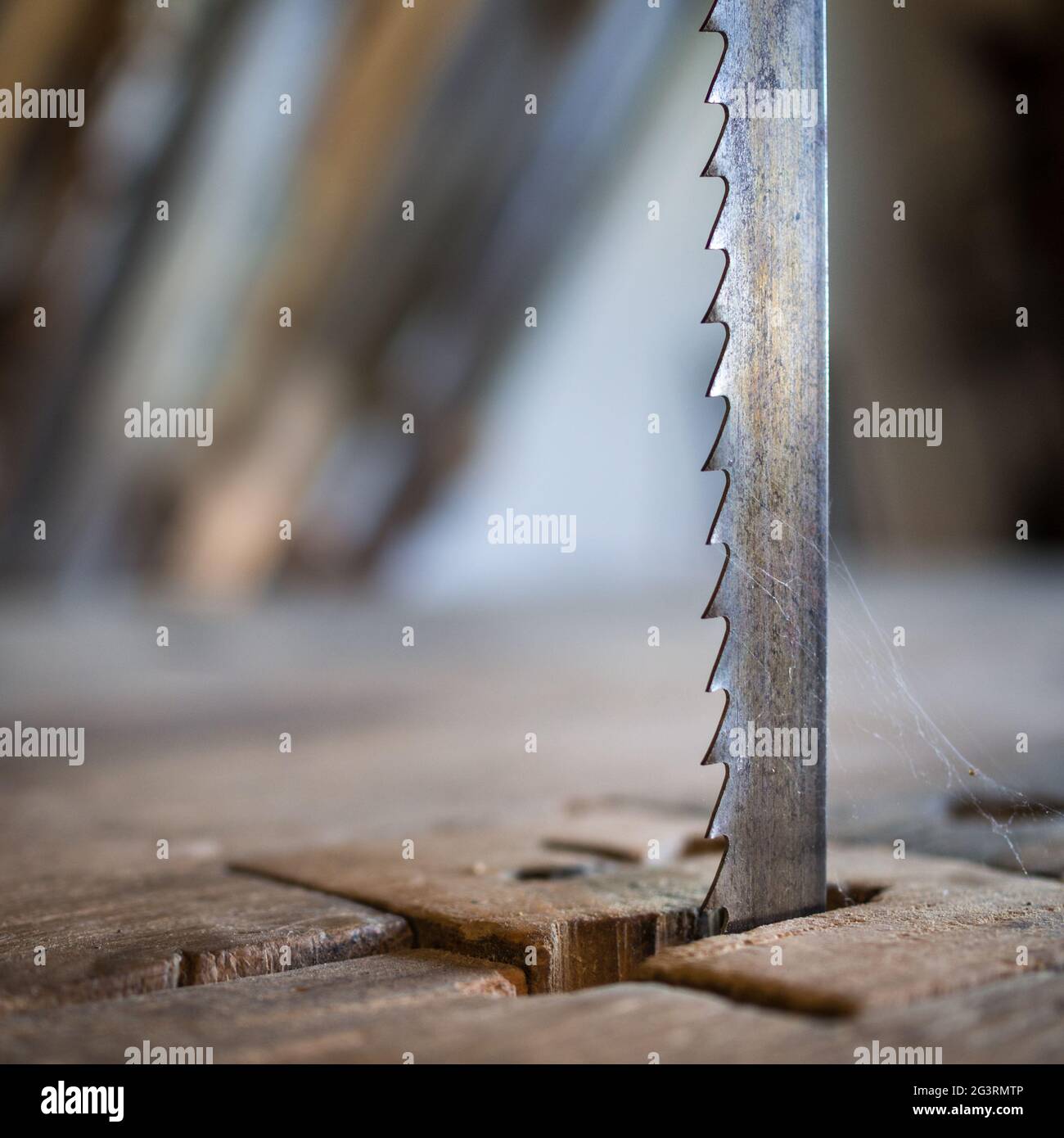 Carpenters saw hi-res stock photography and images - Alamy