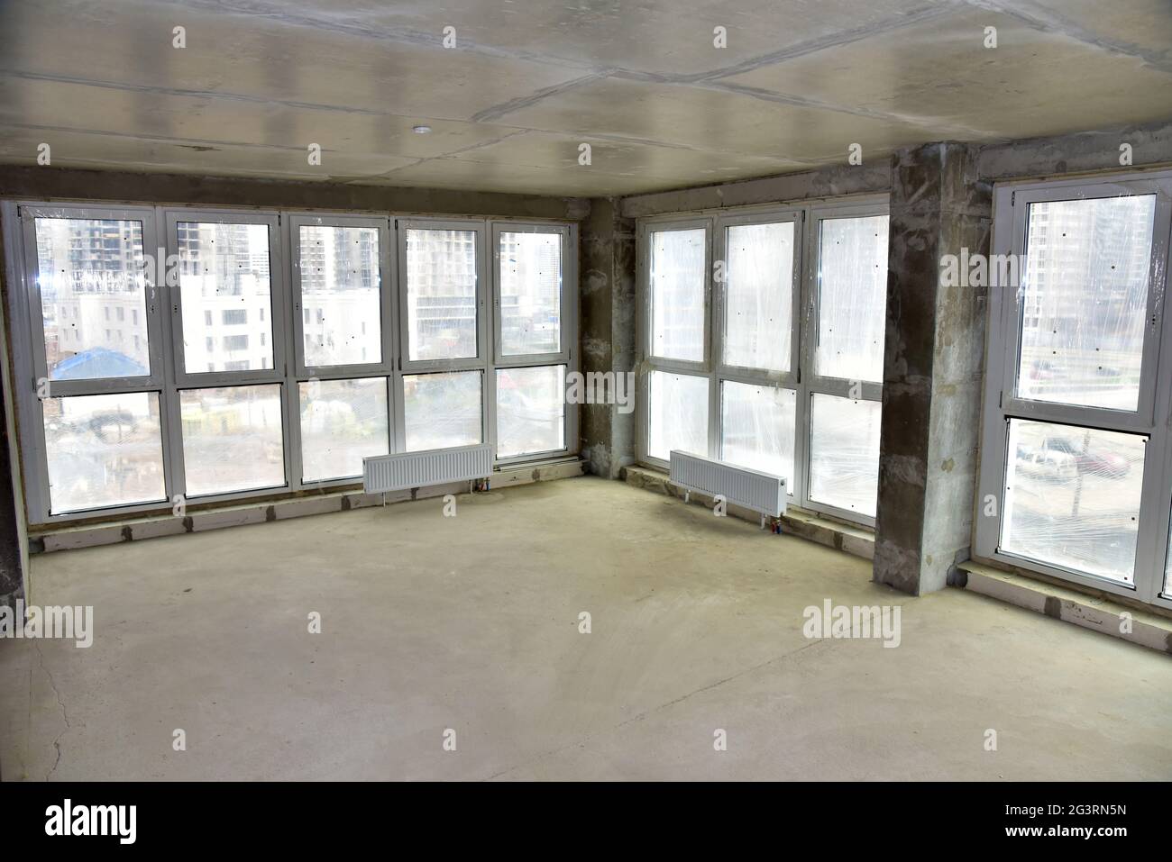 Double storey brick building hi-res stock photography and images - Alamy