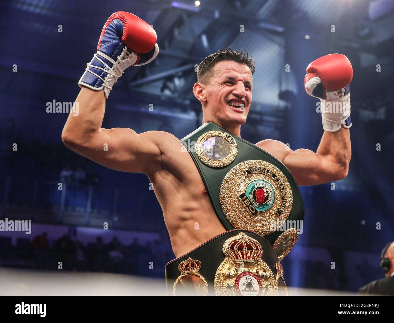 Wba heavyweight boxing hi-res stock photography and images - Alamy