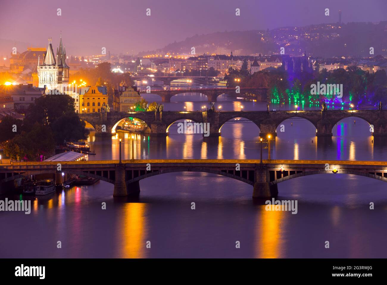 Famous bridges hi-res stock photography and images - Alamy