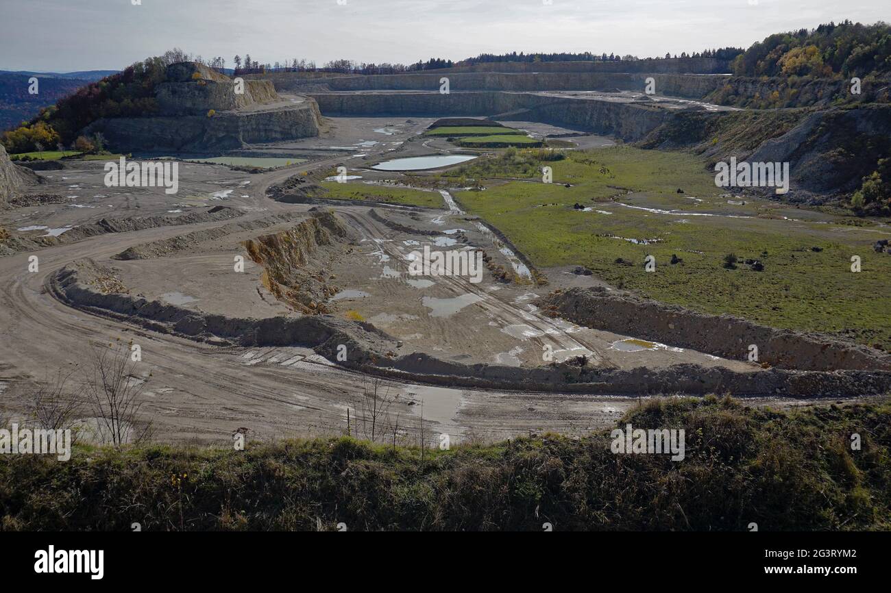 Quarrying chalk hi-res stock photography and images - Alamy