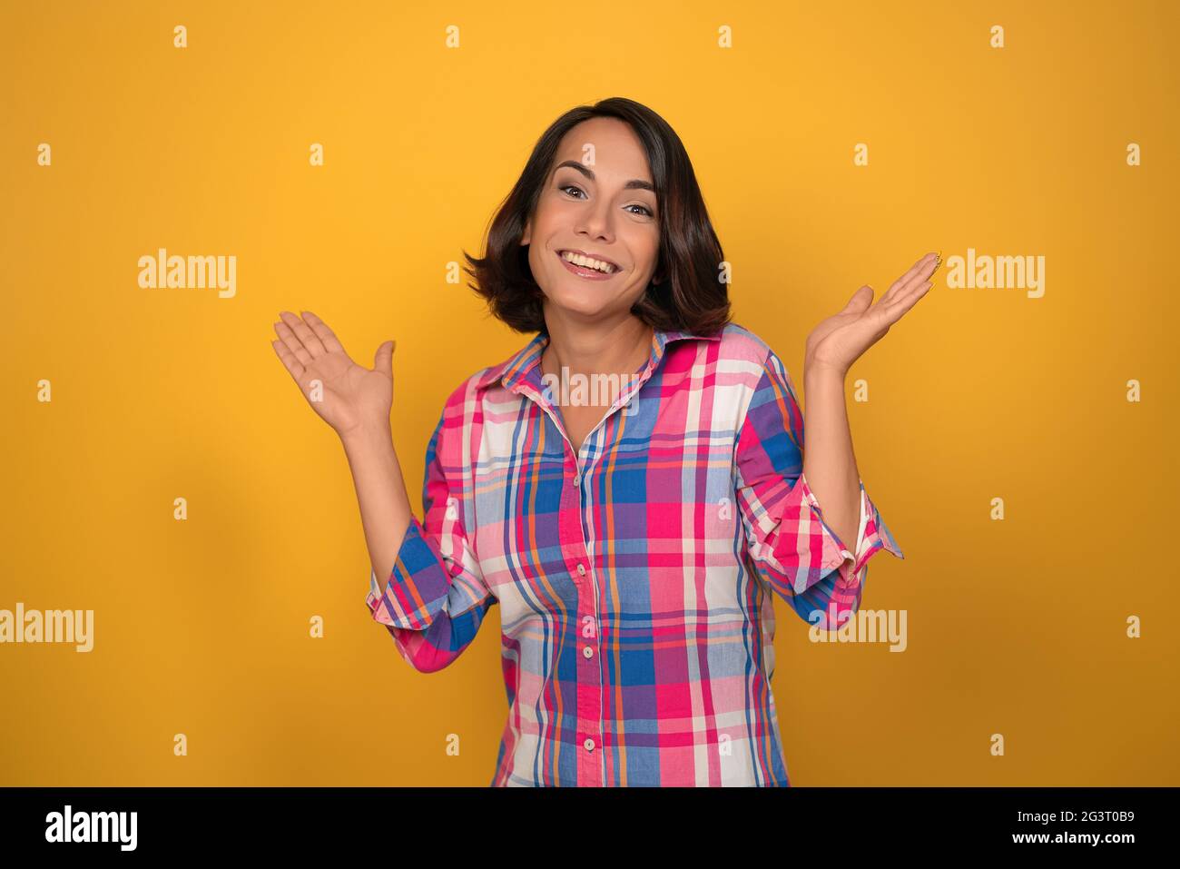 Hands at sides hi-res stock photography and images - Alamy