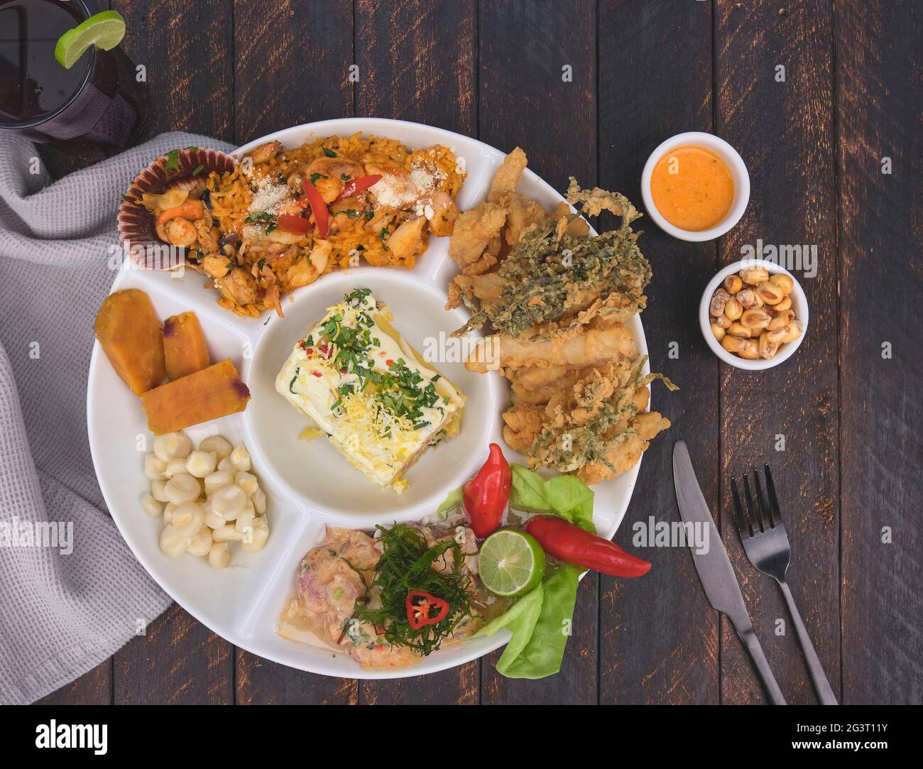 Peruvian food, "Ronda marina" A varied seafood, Classic Ceviche + rice ...