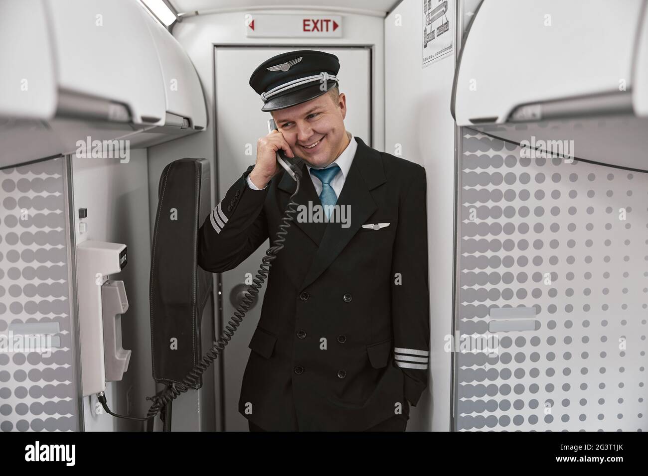Plane pilot talking hi-res stock photography and images - Alamy