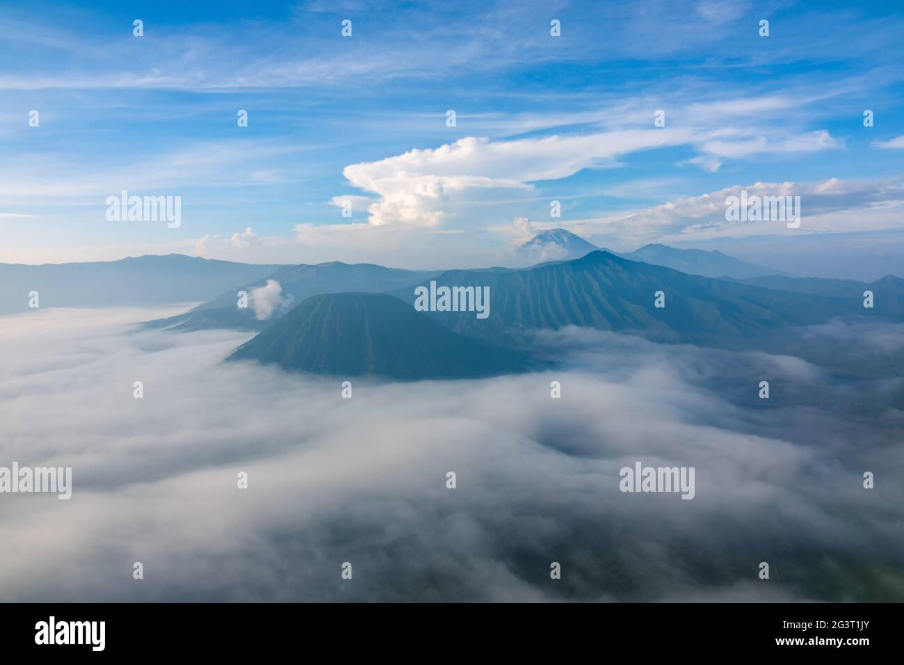 Morning fog in crater hi-res stock photography and images - Alamy
