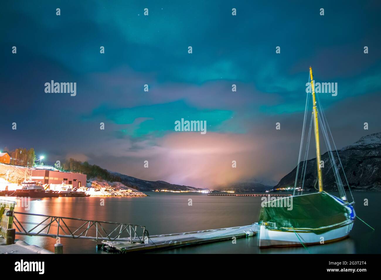 Northern norway village night hi-res stock photography and images - Alamy