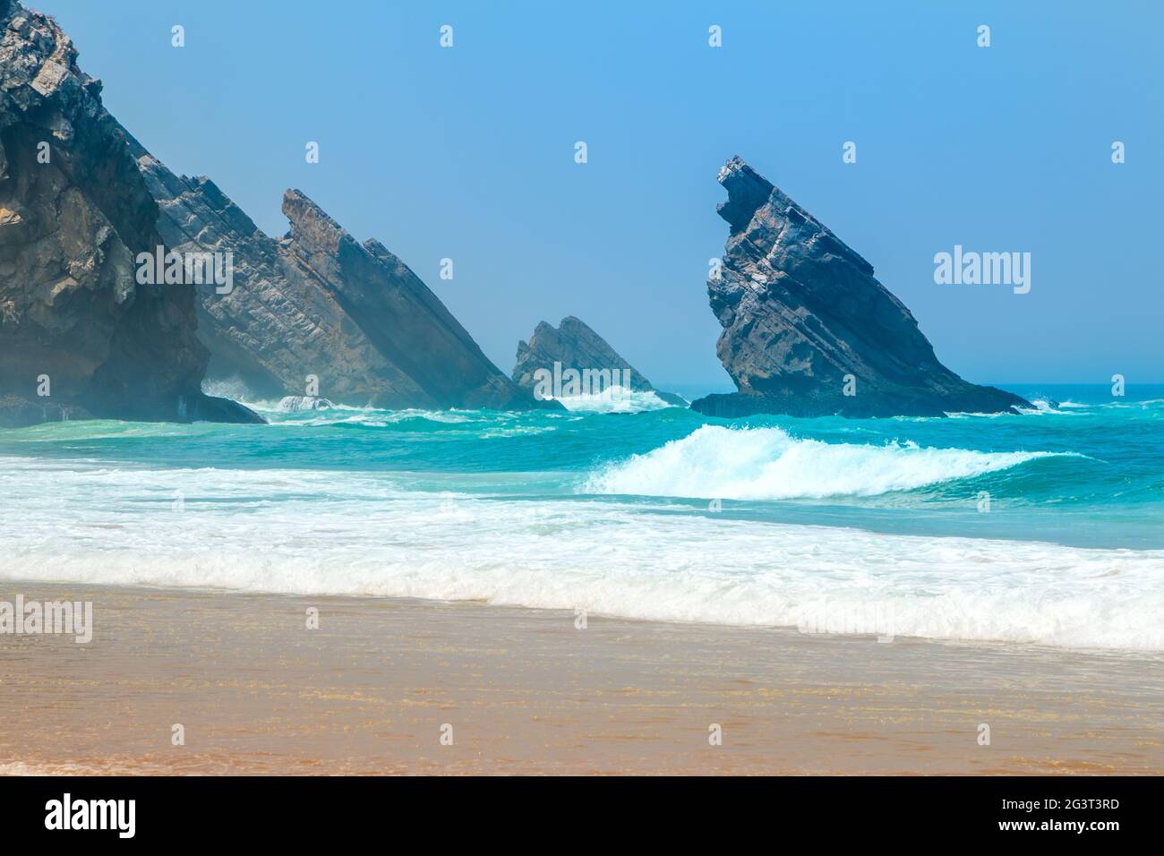 Rocky Ocean Shore and Surf Stock Photo - Alamy