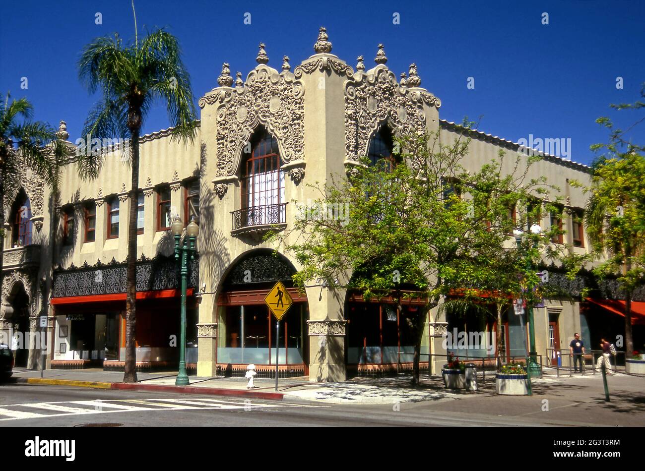 Spanish Classic Architecture High Resolution Stock Photography and ...