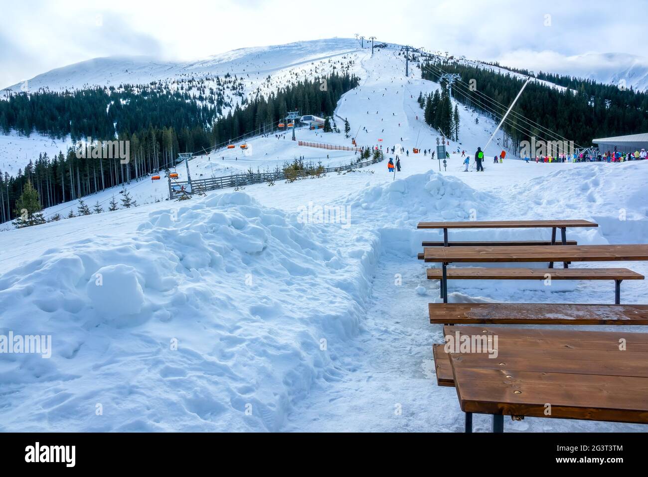 Bench on slope hi-res stock photography and images - Alamy