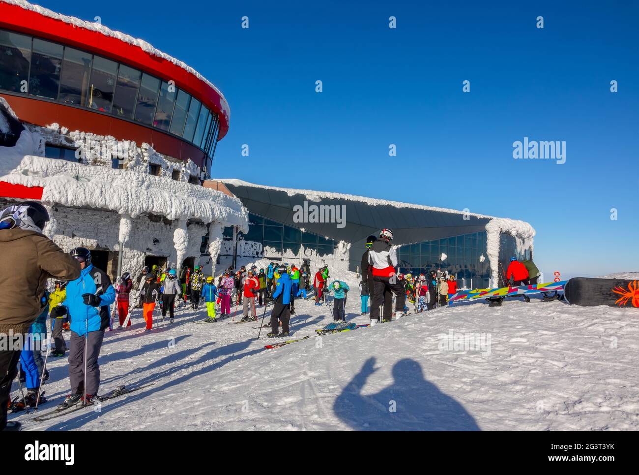 Crowd of Skiers at the Upper of Ski Lift Station in Sunny Weather Stock ...