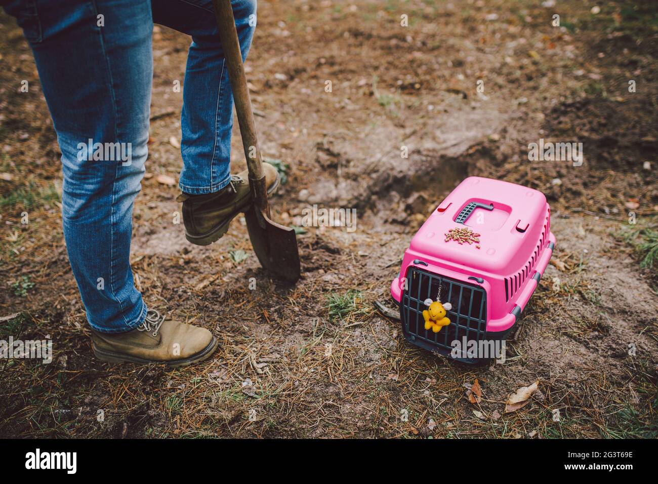 Pictures Of A Hole For A Man Digging Grave