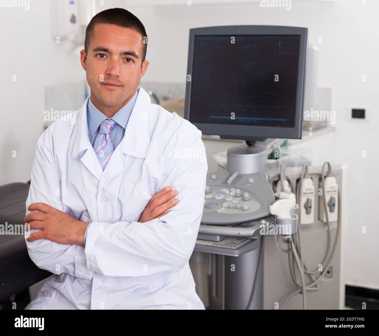 Ultrasound exam in hospital room hi-res stock photography and images ...