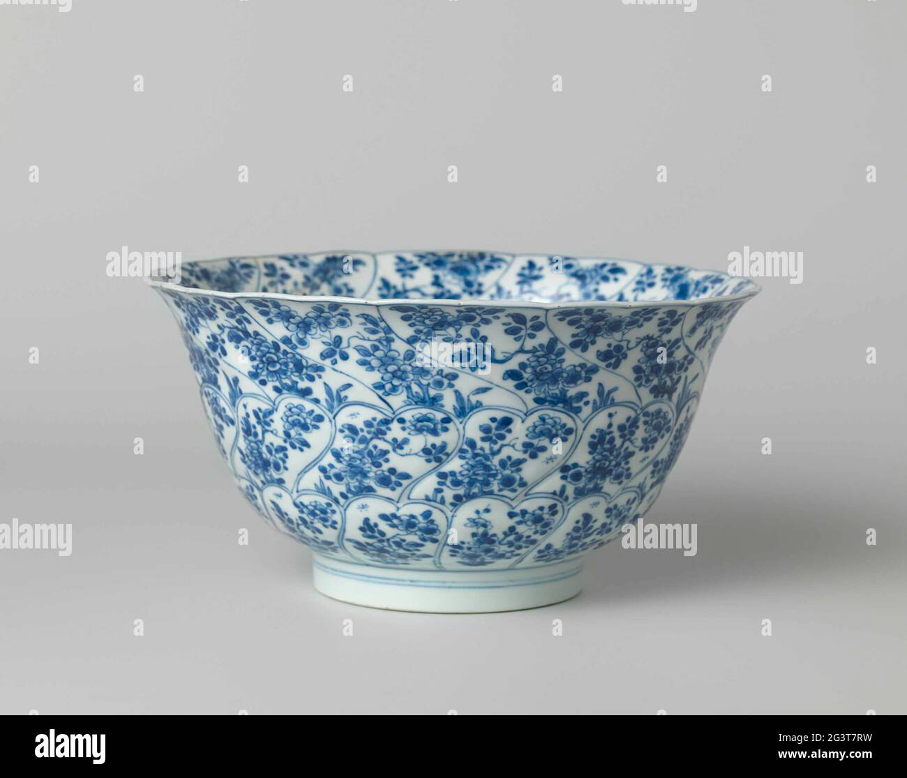Bowl with Three Rows of Twisted Panels with Flower Sprays. Bowl of ...