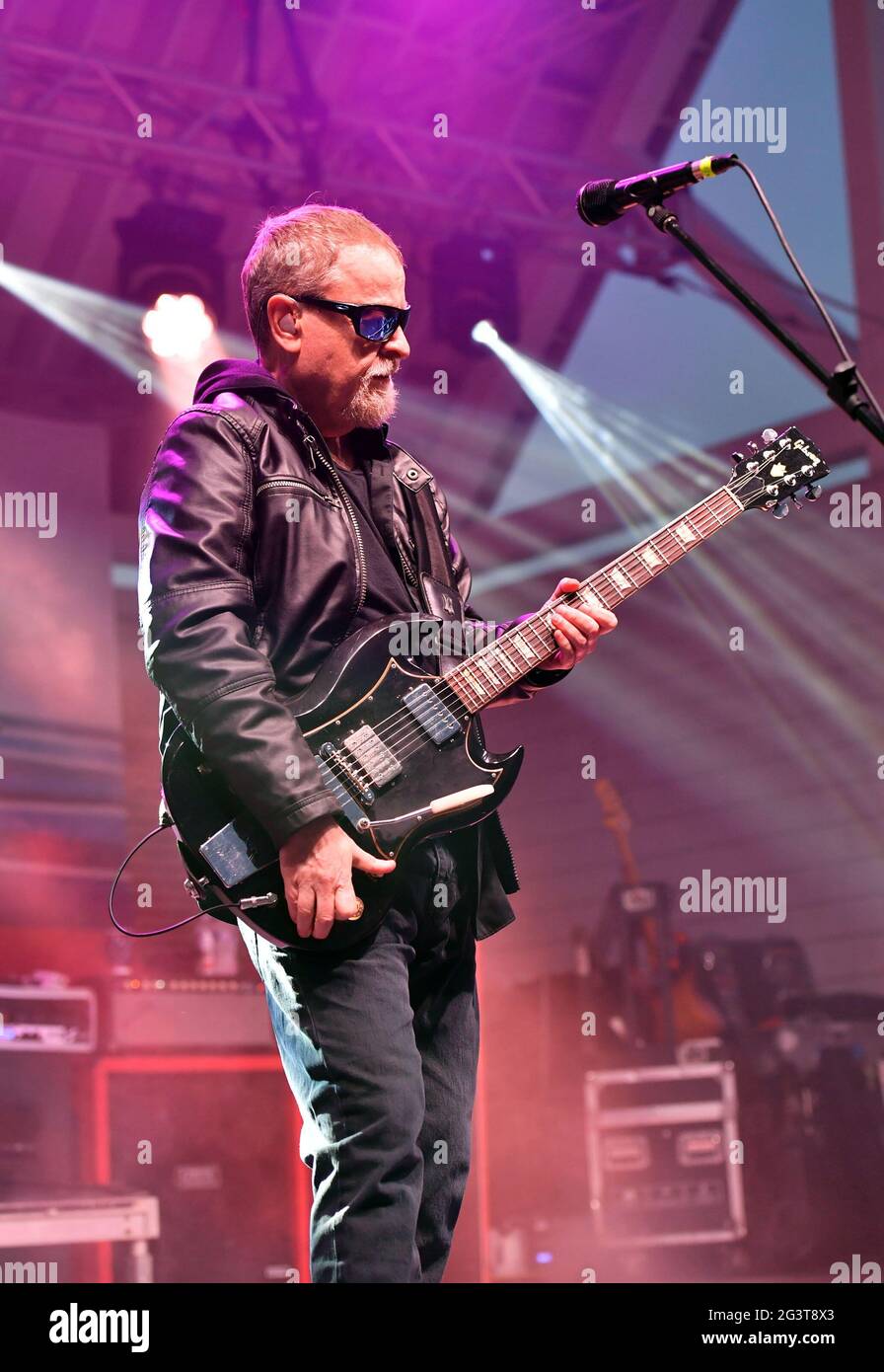 Eric bloom hi-res stock photography and images - Alamy