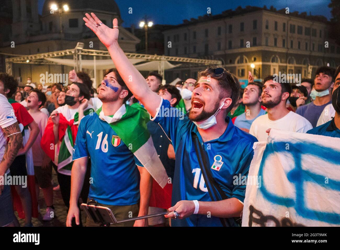 Ultras bandiere hi-res stock photography and images - Alamy