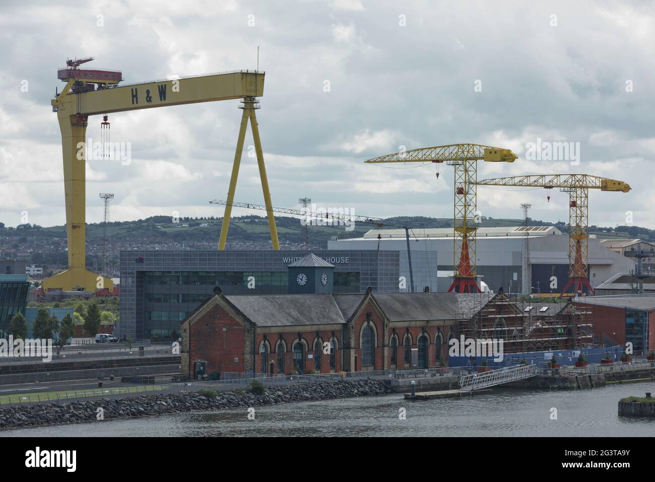 Container terminal of belfast port hi-res stock photography and images ...