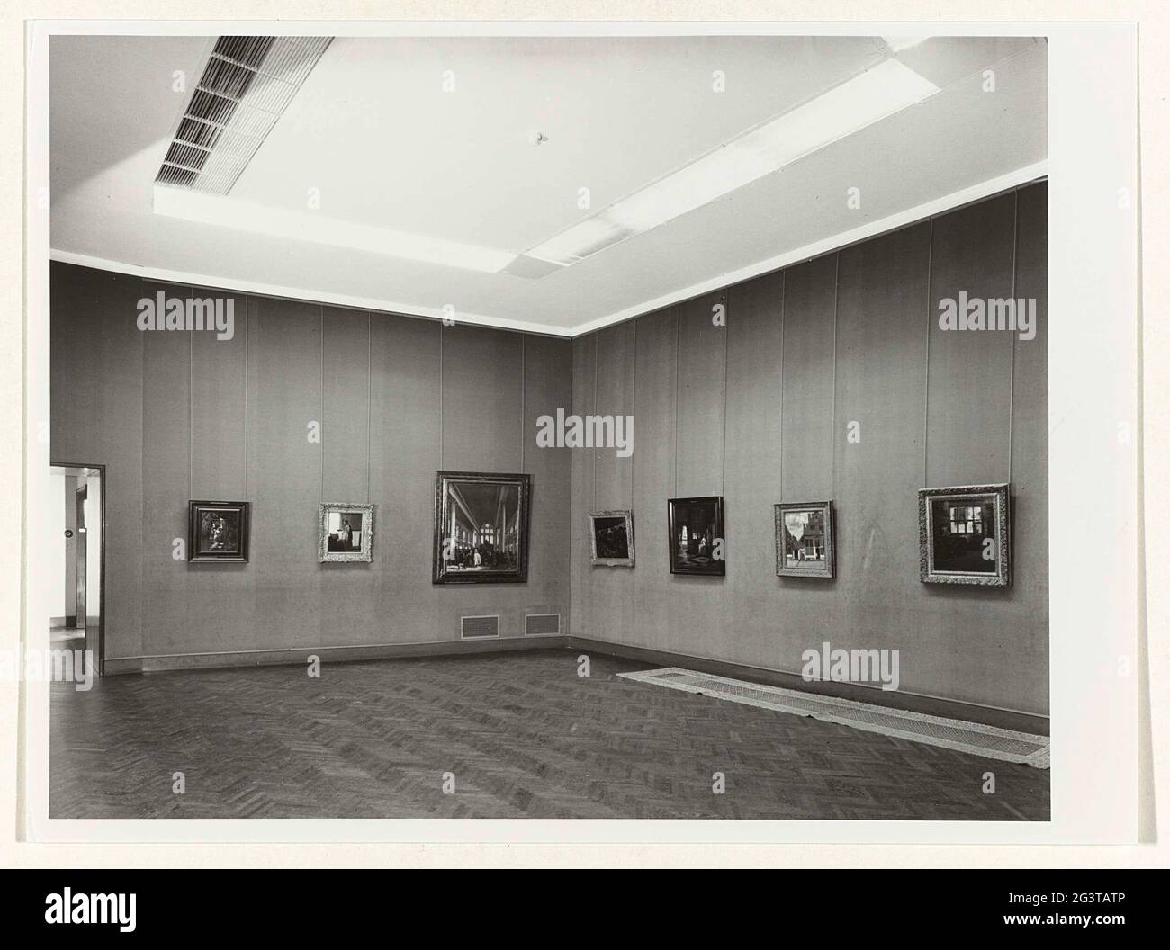 Room 226 with paintings by Johannes Vermeer; Vermeerbouw Before the ...
