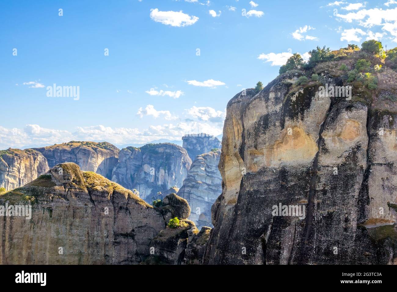 Sheer cliffs hi-res stock photography and images - Alamy