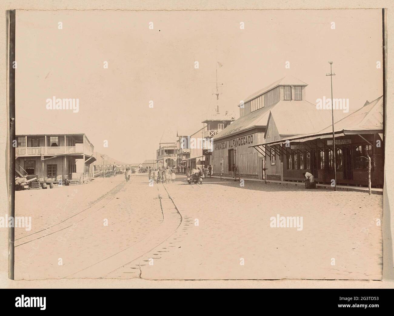 Beira mozambique street hi-res stock photography and images - Alamy