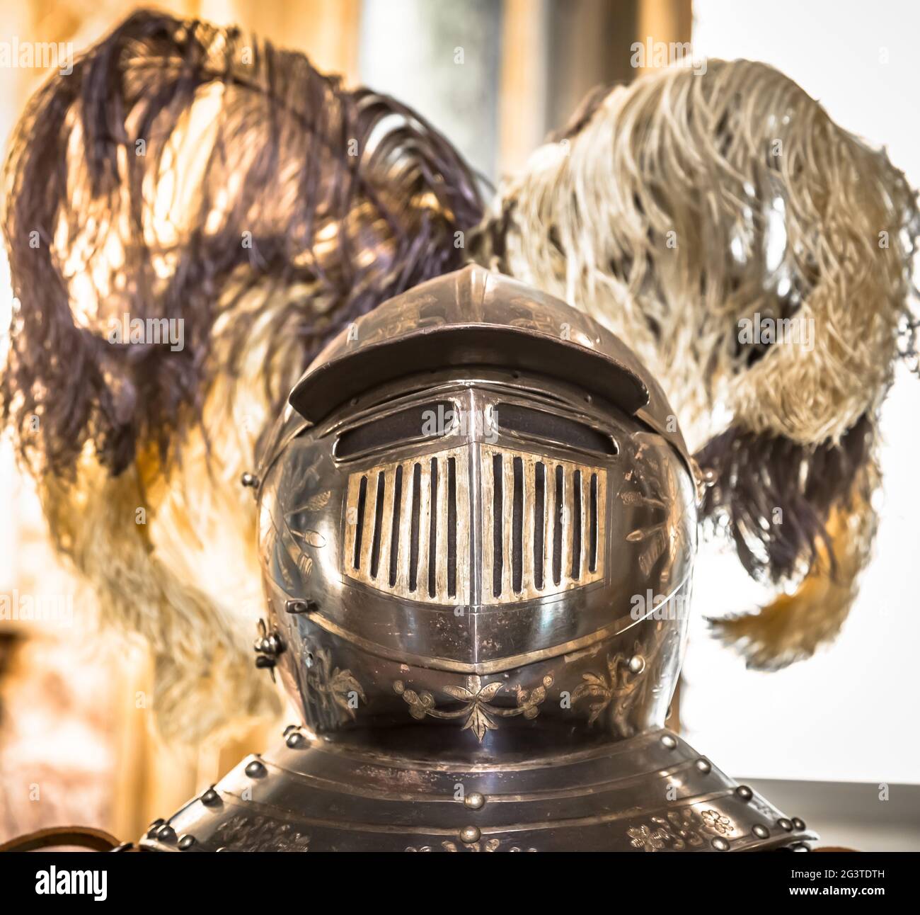 Middle age knight armour - 15th Century Stock Photo - Alamy