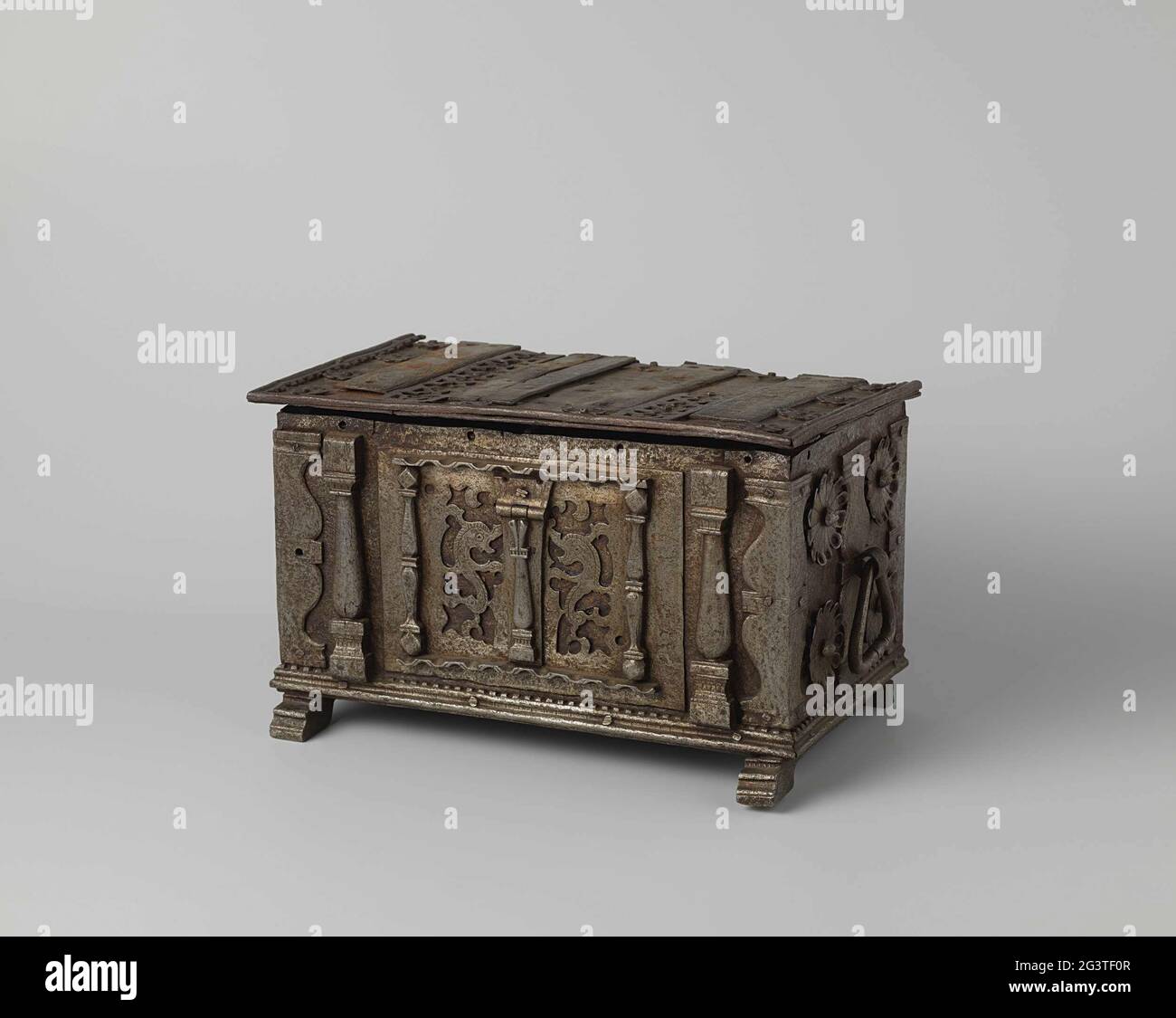 Iron coffin. A square iron casket with double hidden slot and two ...