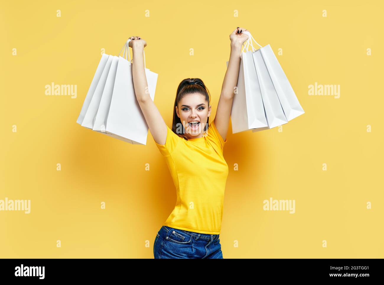 Shopaholic woman hi-res stock photography and images - Alamy