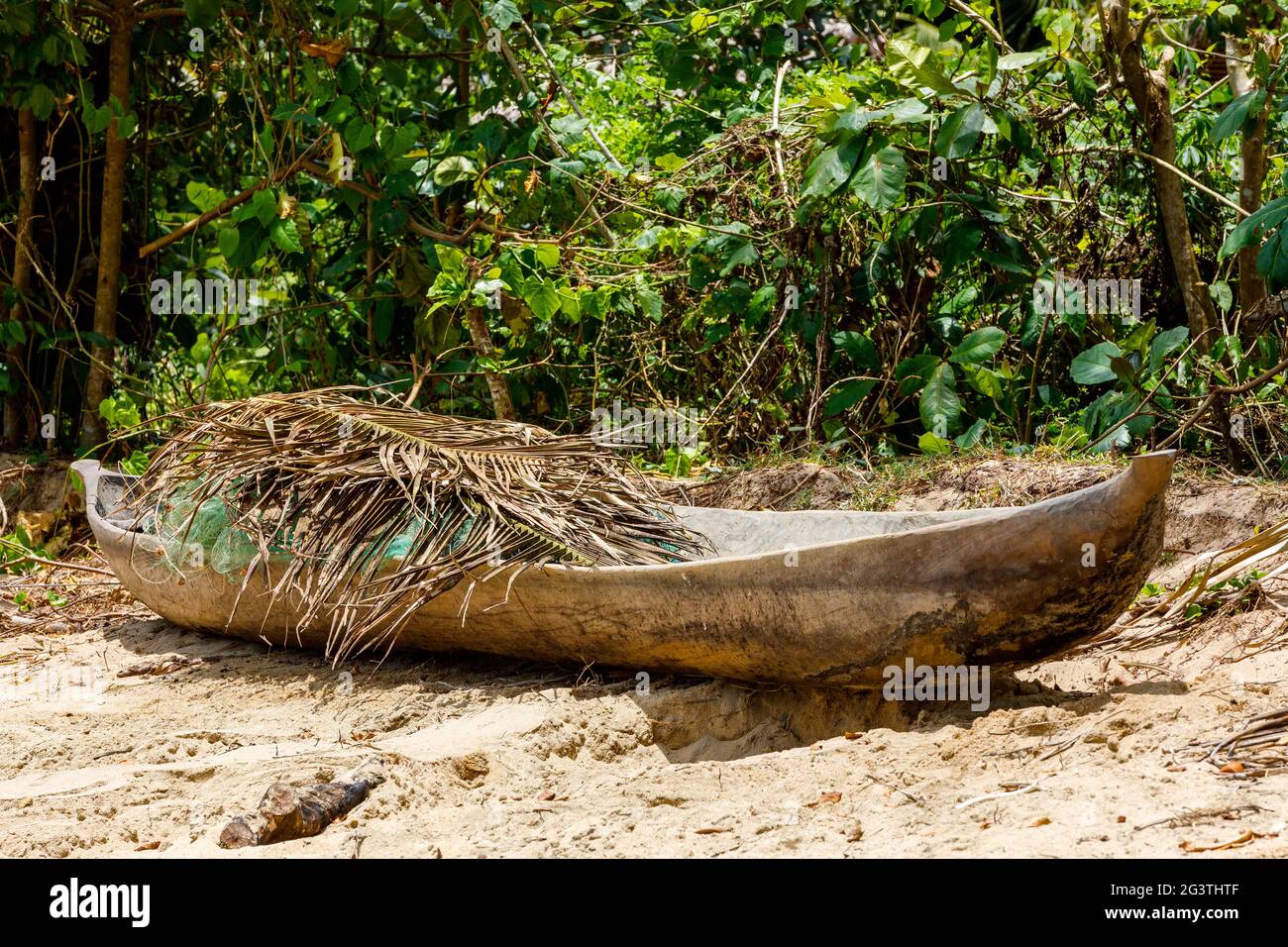 Madagascar traditional boat hi-res stock photography and images - Alamy